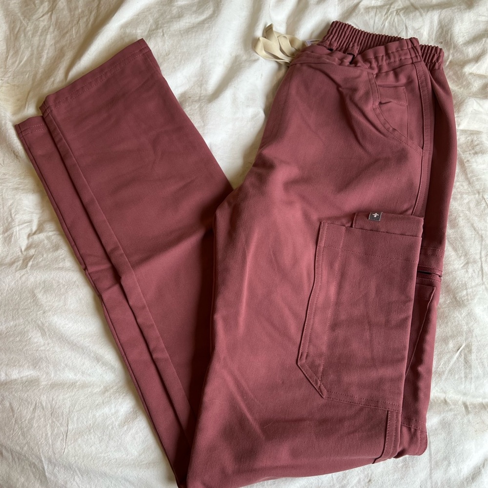 Figs Yola’s Mauve - Gem